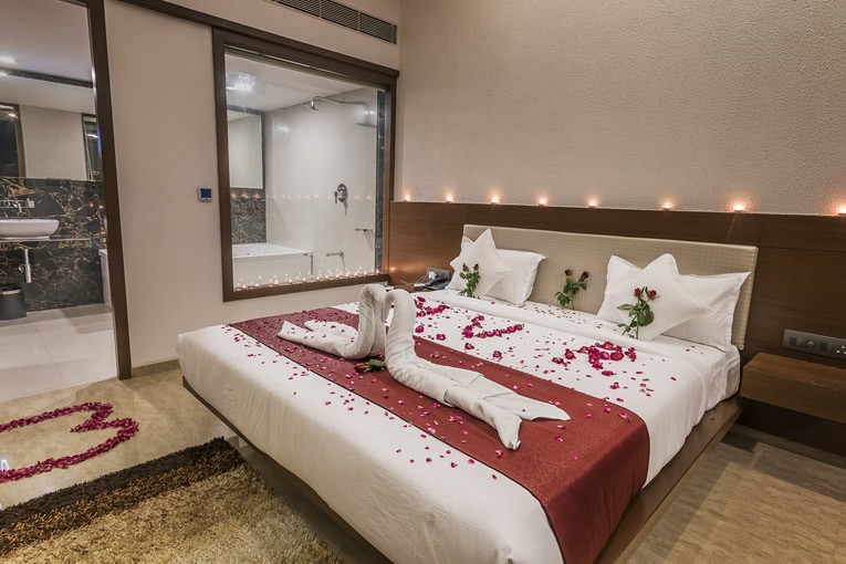 Bhuj-Hotels | Hill View Resort